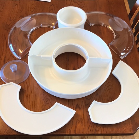 Pampered Chef | Dining | Pampered Chef Chillzanne Lg Sectional Server ...